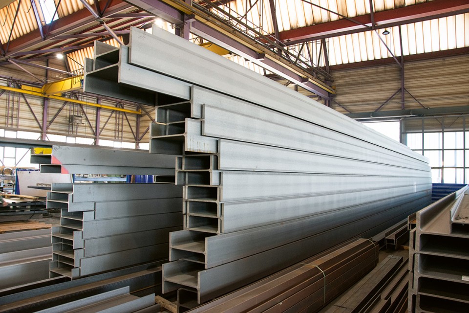 Stadler Rail AG: l’avenir sur les rails - Groupe Debrunner Koenig